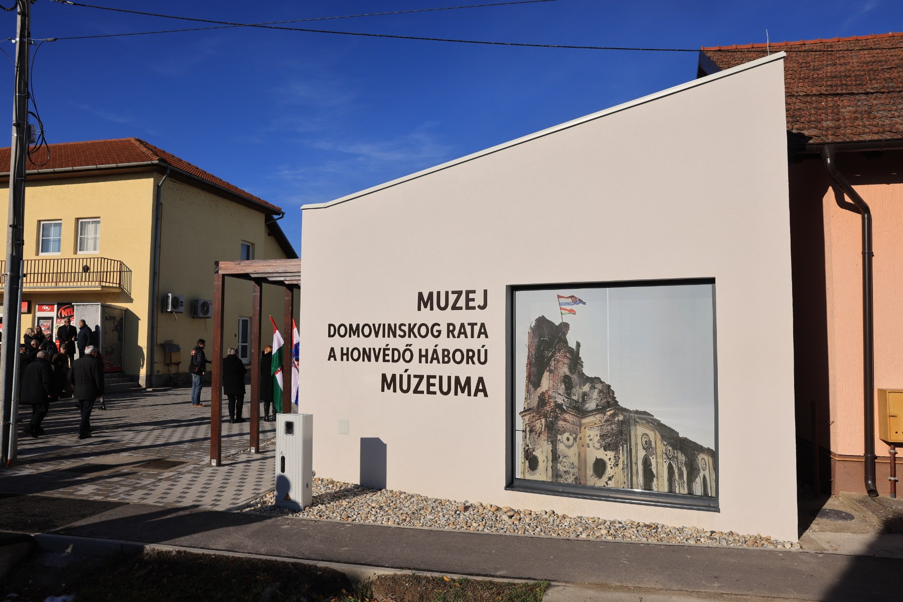 U Laslovu obilježena 33. tužna godišnjica i otvoren Muzej Domovinskog ...